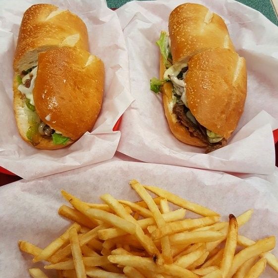 Famous George's Cafe